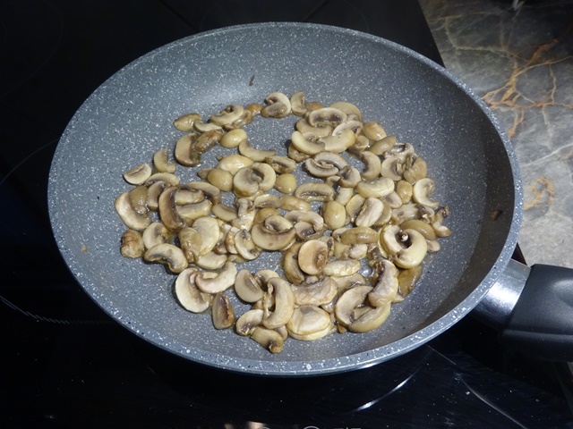 Gombás tojás - kiadós finom reggeli - Háztartás Ma